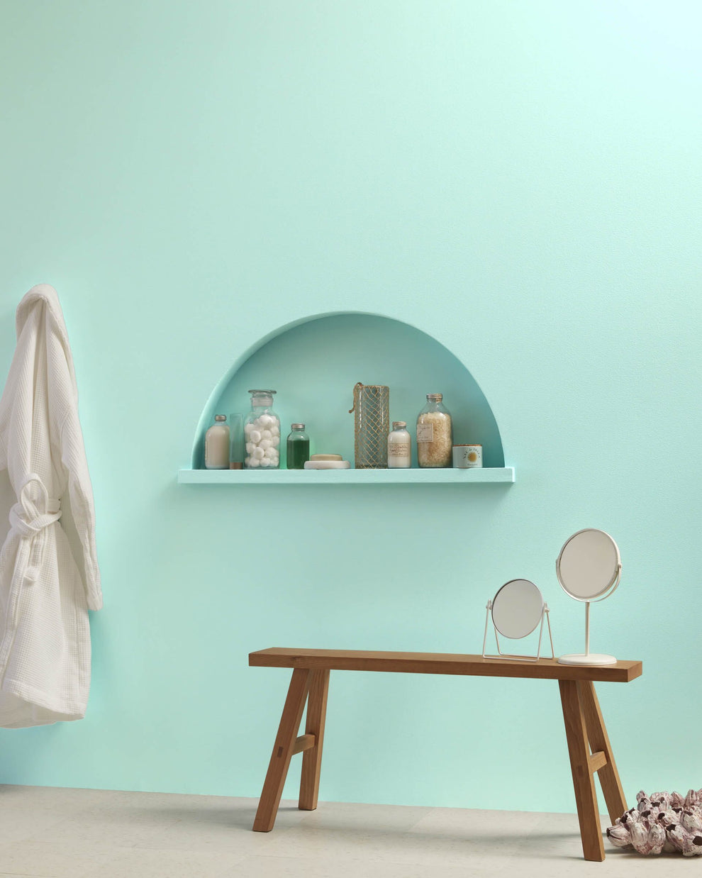 Water Drops (659) – Benjamin Moore Hong Kong