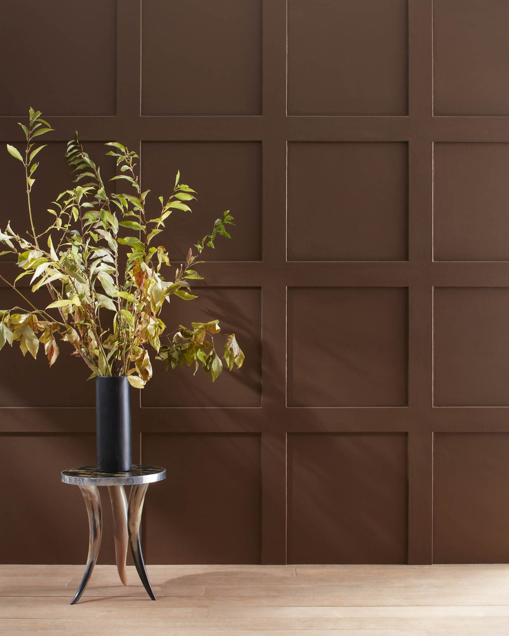 Coffeehouse Chocolate (CW-165) – Benjamin Moore Hong Kong