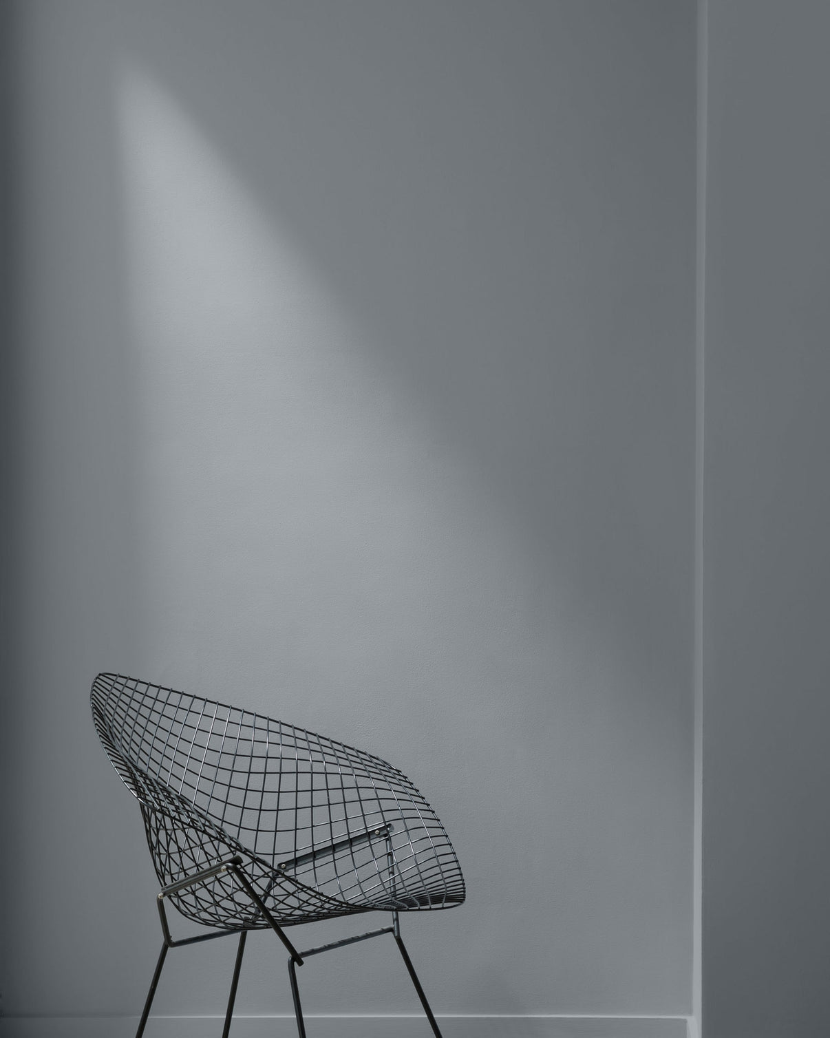 Trout Gray (2124-20) – Benjamin Moore Hong Kong & Macau