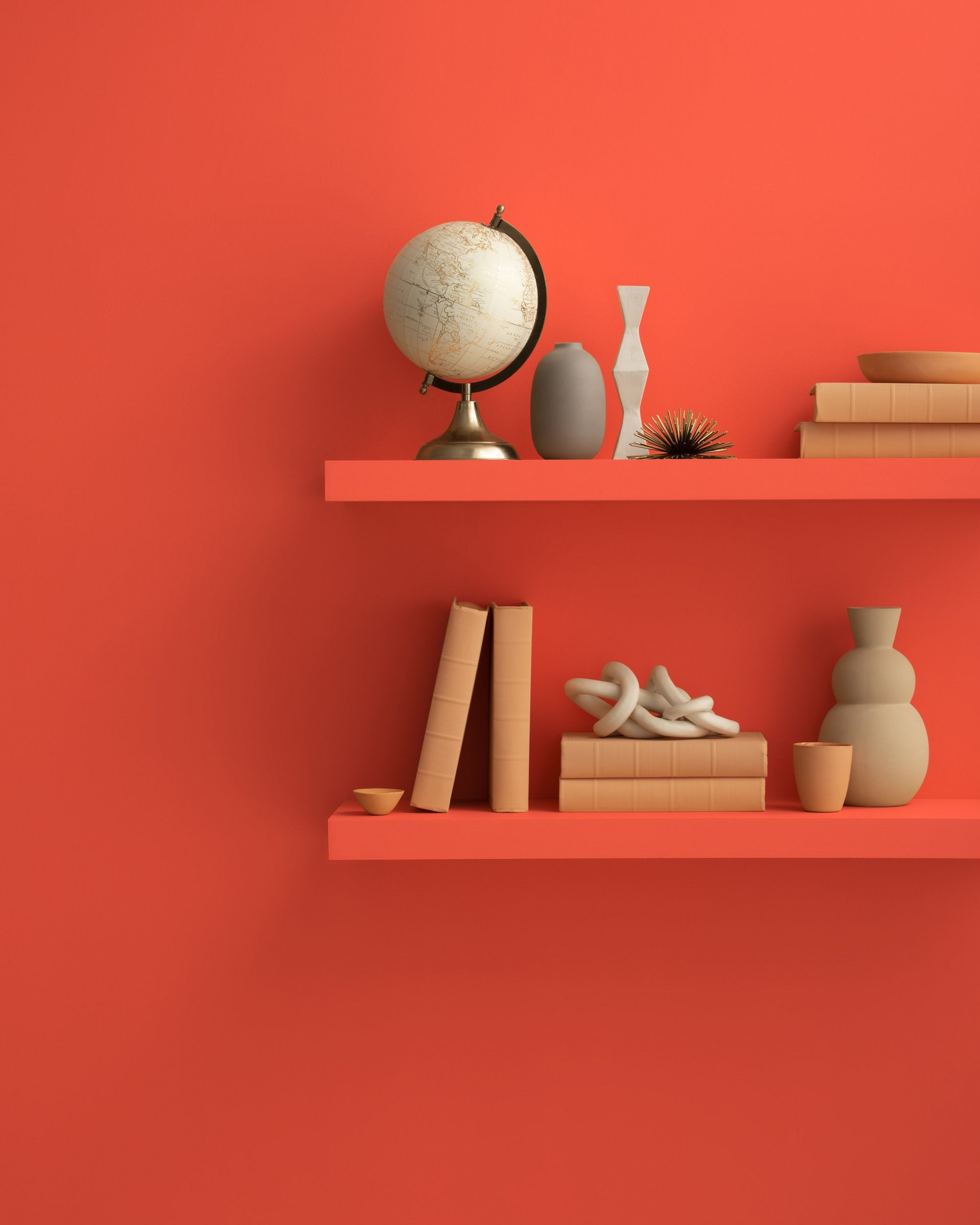 Piñata (007) – Benjamin Moore Hong Kong