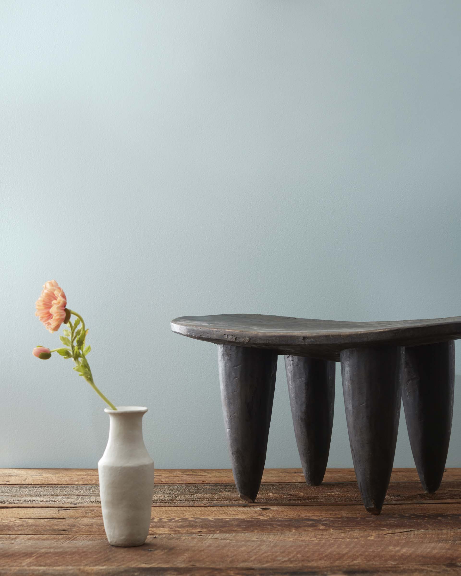 Smoke (2122-40) – Benjamin Moore Hong Kong